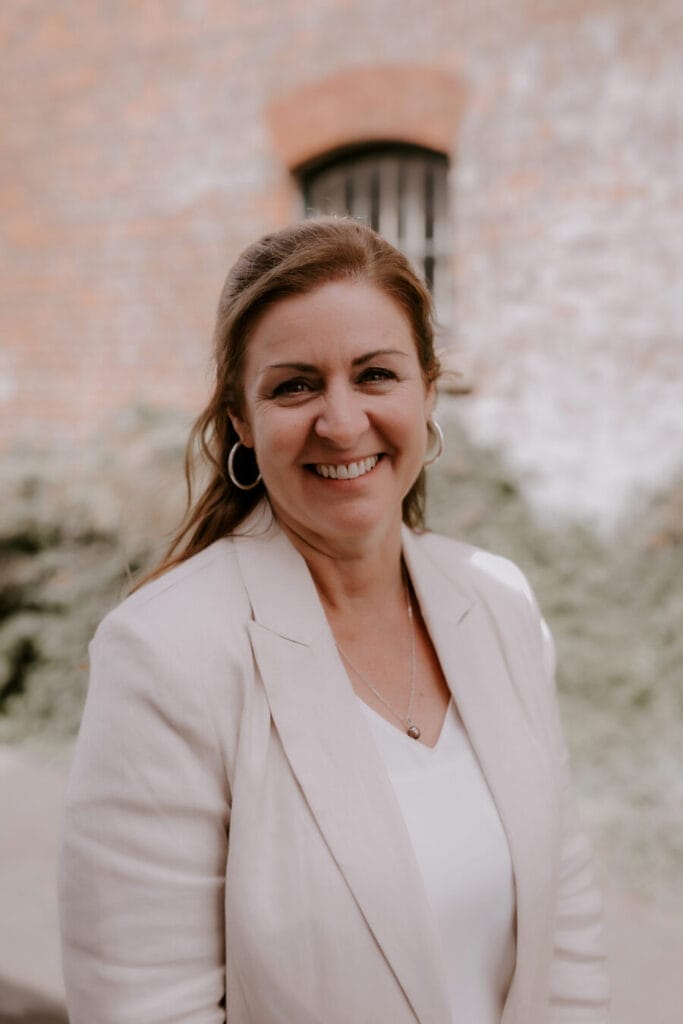 Natalie Freeman Marriage Celebrant - The Celebrant Society